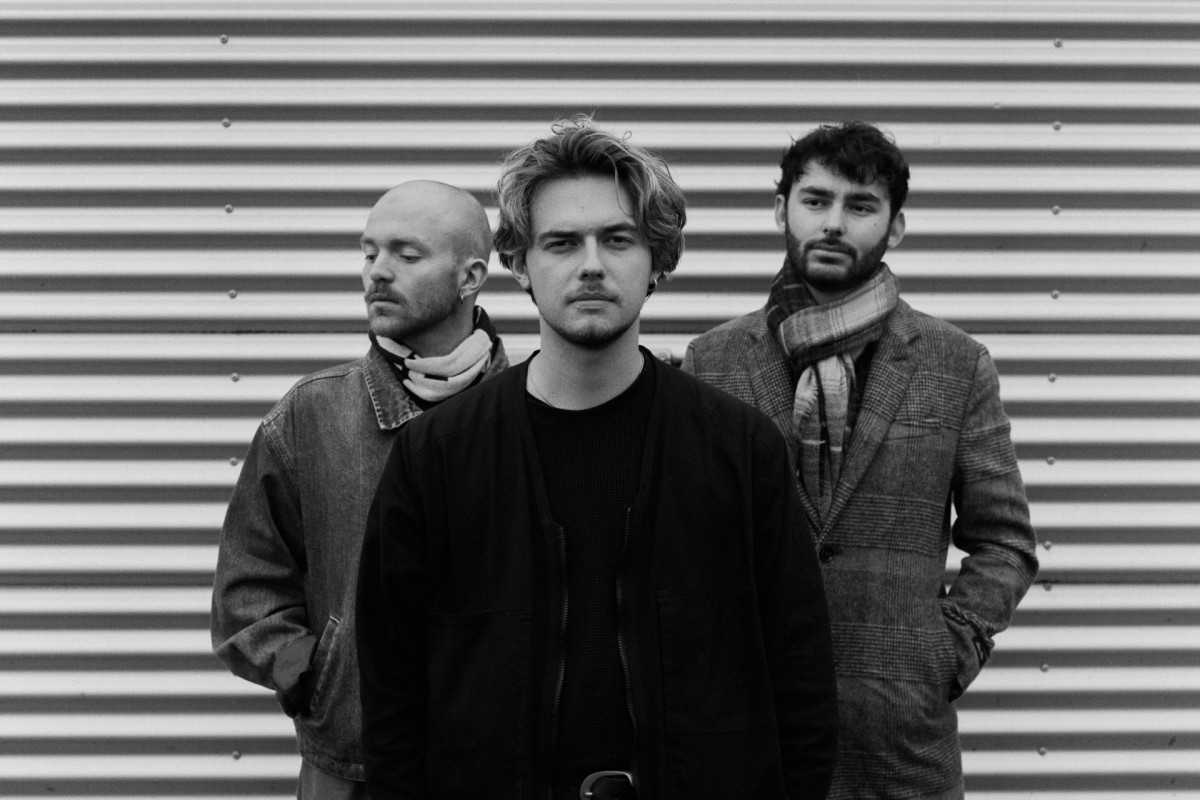 Chalk – TAKK AB Entertainment