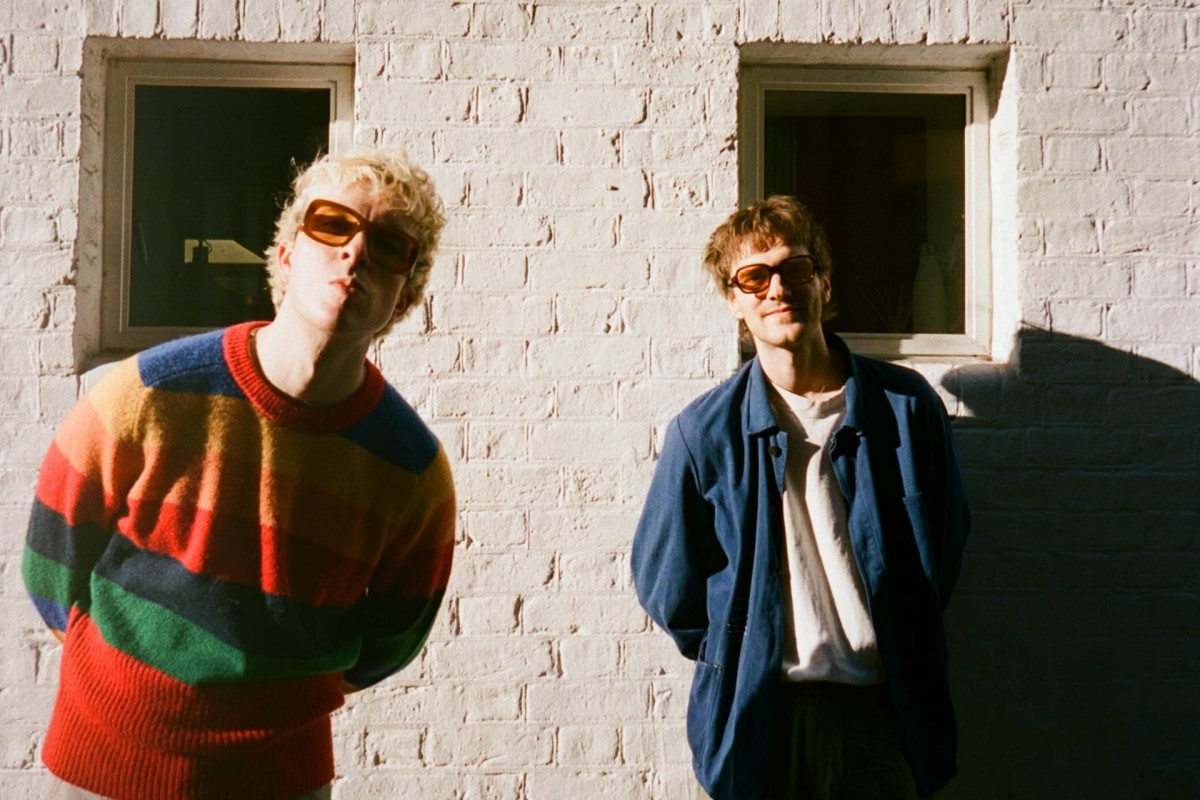 Good Neighbours – TAKK AB Entertainment